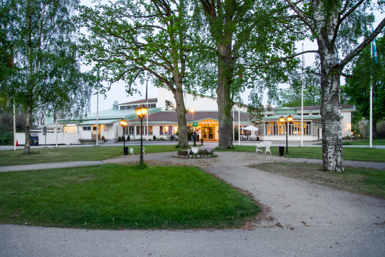 Konferenshotell i Bålsta nära Stockholm. Experter på möten och choklad!